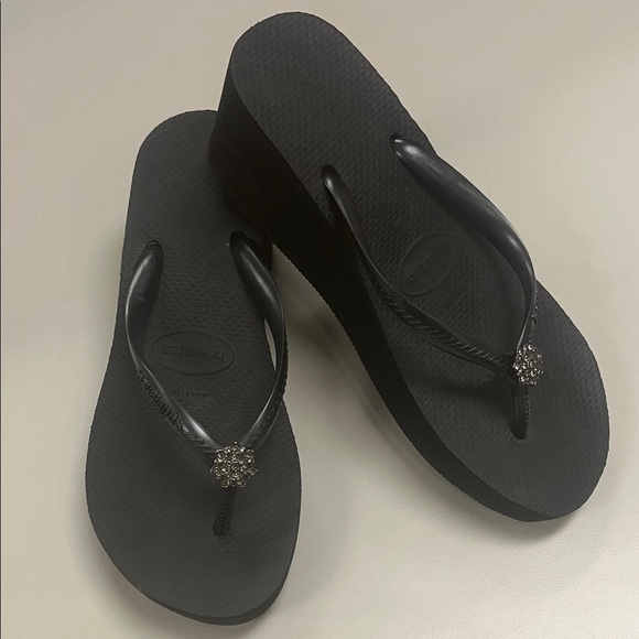 Havaianas | Shoes | Havaianas Black Platform Sandals Flip Flops Size 65 ...
